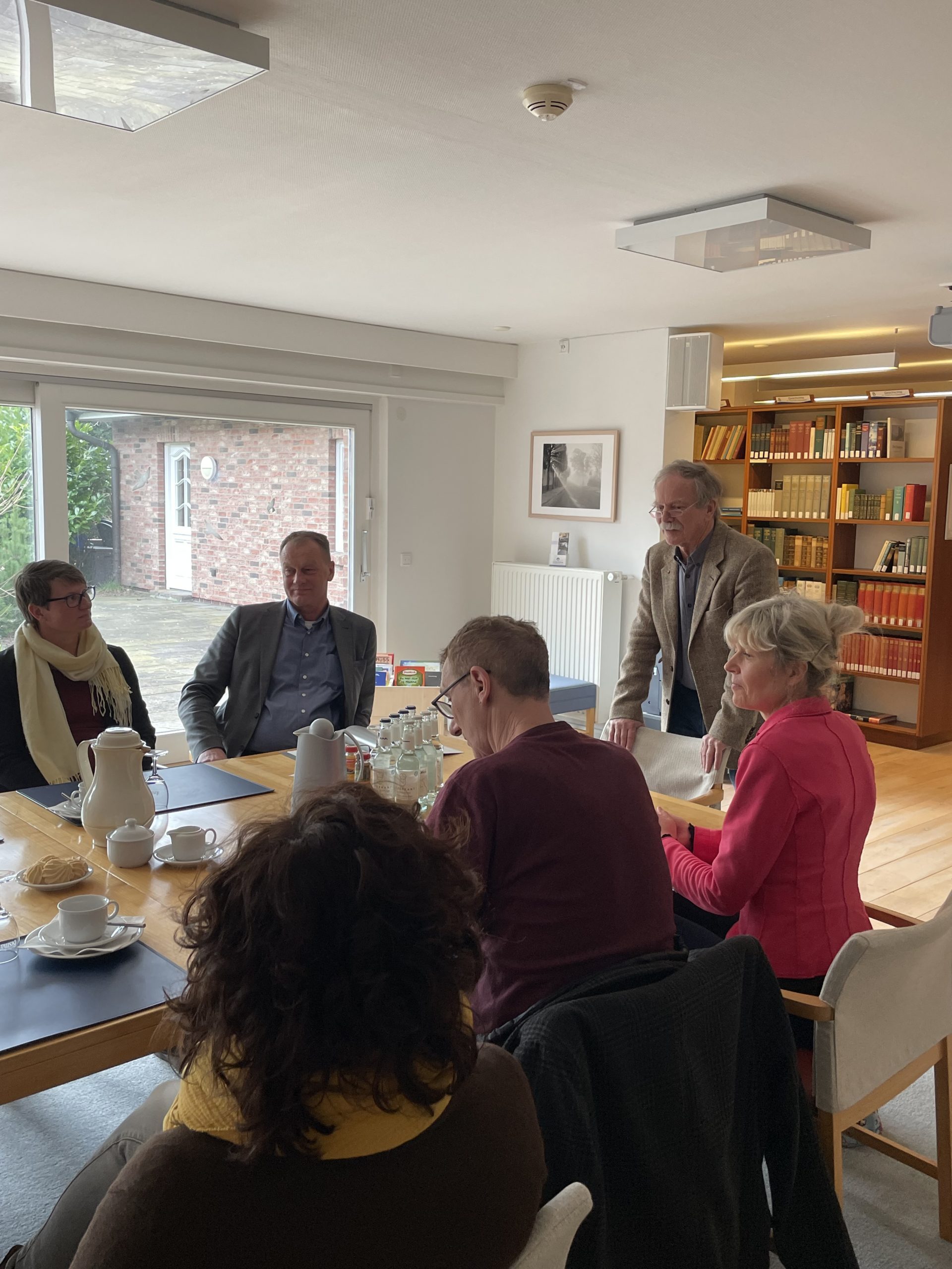 Johannes Callsen zu Besuch in Alkersum – Ferring Stiftung